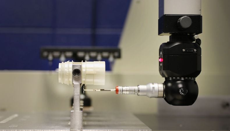 How Automation and Robotics Augment Injection Molding