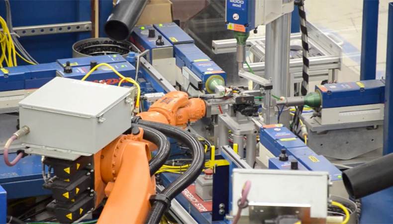 6 Plastics Industry Trends Predicted to Impact Manufacturers in 2020